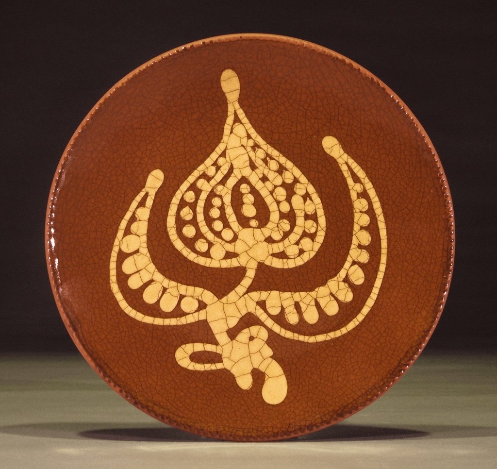 Round Plate, Slipware, Blossom - Stephen Earp